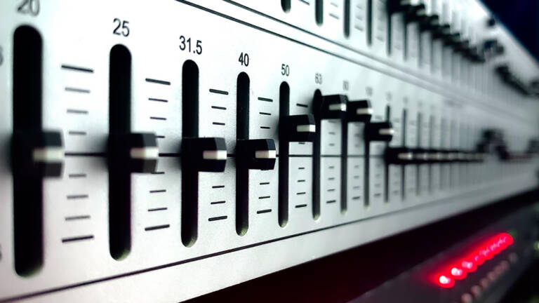 Misura del Suono: Cos'è il Suono e Come viene misurata?